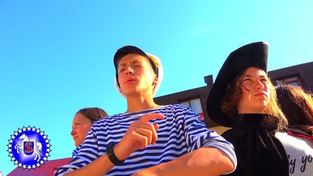 Motto, Baker's Dozen (Summer, 2017)