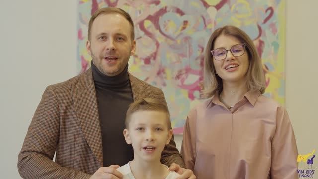 Новая эра в благотворительности: эволюция от участника в Творца Истории с MN KIDS' FINANCE