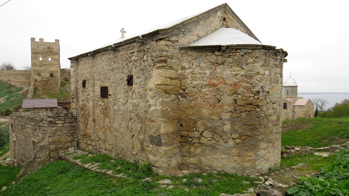 Древний храм Сурб Ованес Аствацабан (Святого Ионна Богослова). Феодосия.