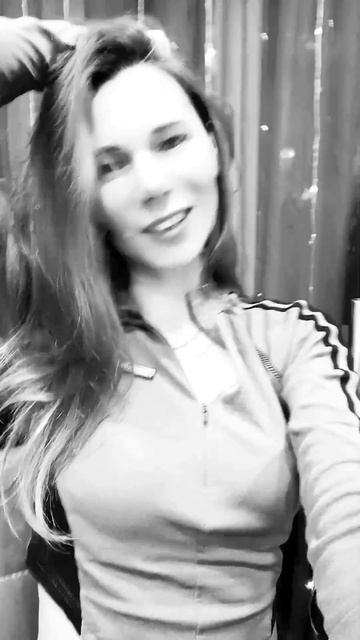 2025-12-04 — смотреть короткие видео (Shorts) от channel69675933 в хорошем качестве и бесплатно ...