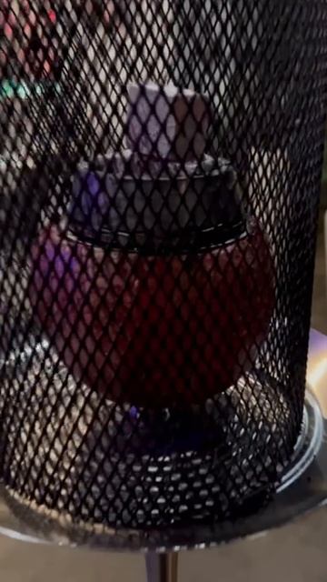 Не знаешь где покурить кальян и перекусить в Питере?  Загляни в Feromon