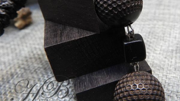 HelenBox | Подвеска в машину с натуральным Эбеном, 15мм. #helenbox #jewelry #эбен #украшения