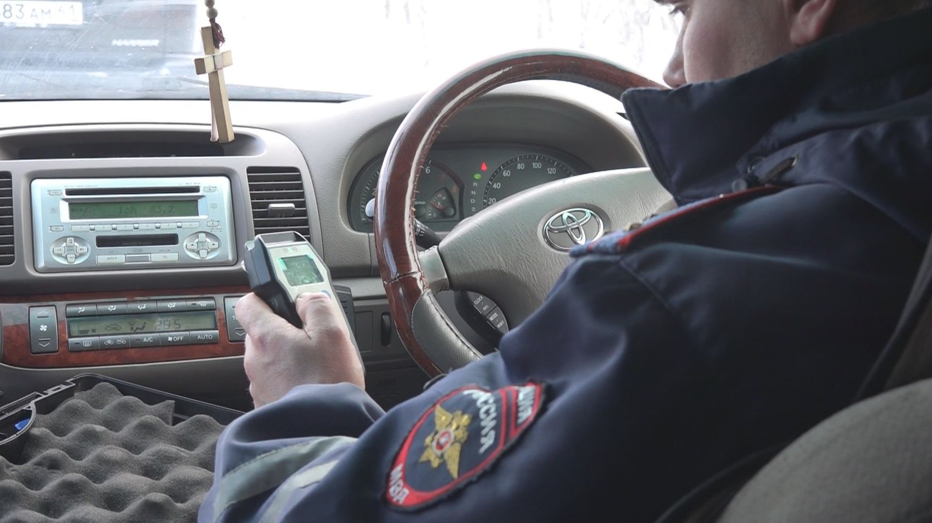 НЕ ОТКУПИЛСЯ