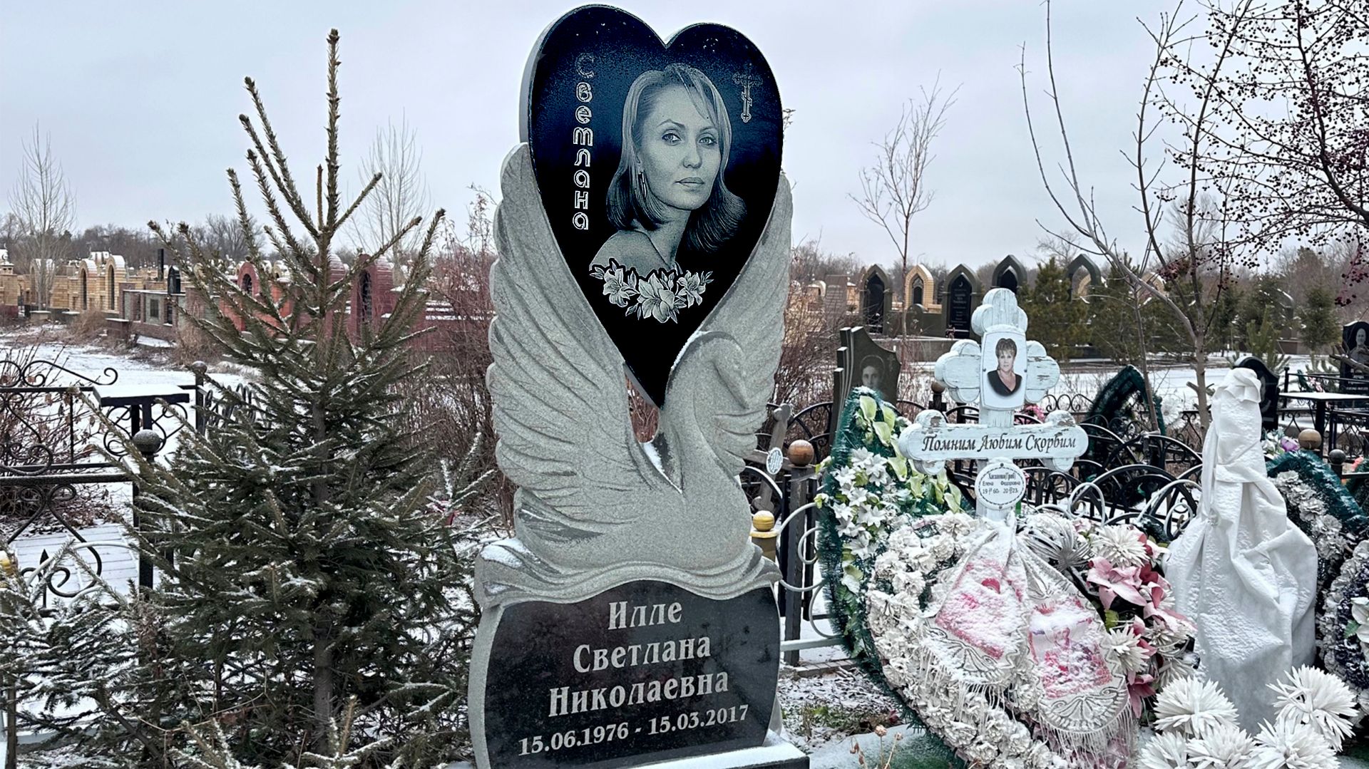 ДОЧКИ И ПАРЕНЬ - ОДНА ТЕНЬ… КЛАДБИЩЕ 2025