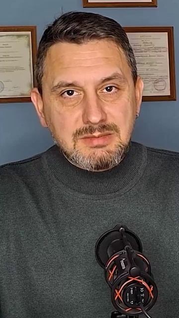 Блогерша подожгла съемную квартиру ради контента shorts vol 2