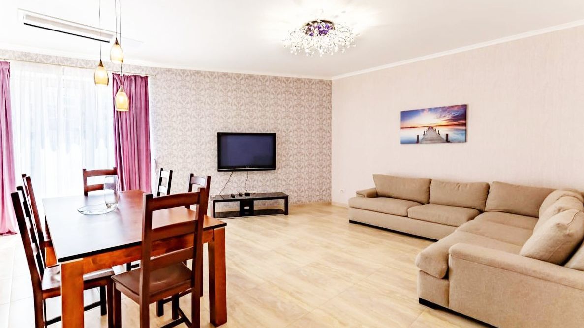 Цена квартиры в Геленджике 53 млн.р. в элитном ЖК "Акватория" на улице Крымской и ул.Революционной.