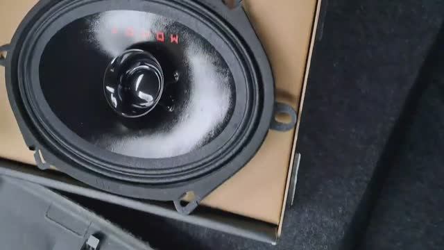 Киа рио 2 устновка динамиков Урал Молот.Kia Rio 2 Ural Hammer speaker installation 5"х7" Rear