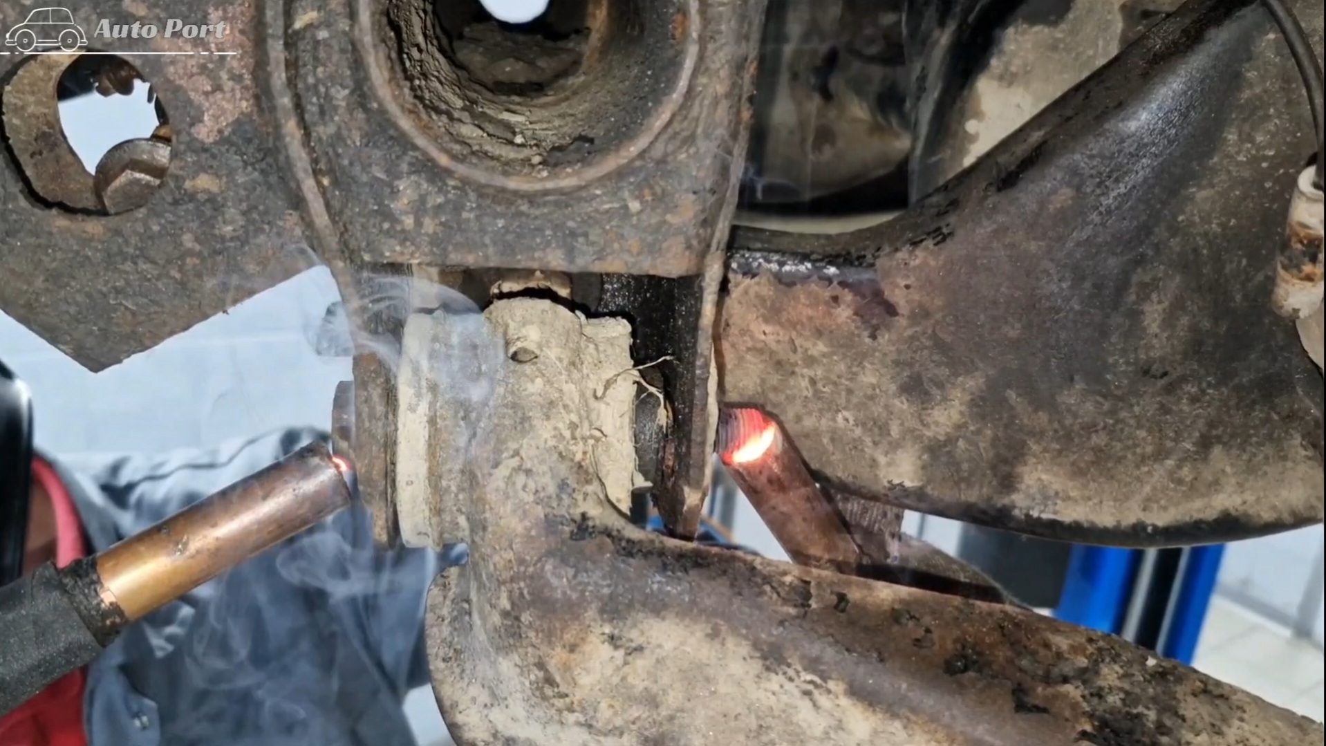 Жесть на СТО или будни автомехаников#276.Жига дрифт-корч.Corsa без масла!Проблемный L200.Focus 3🥶🤧