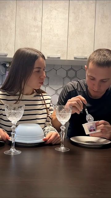 Интересно а что в другой чашке 🤔💭