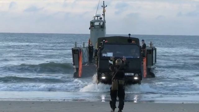 Парашютисты США, высадка в Европе в рамках морской десантной операции,