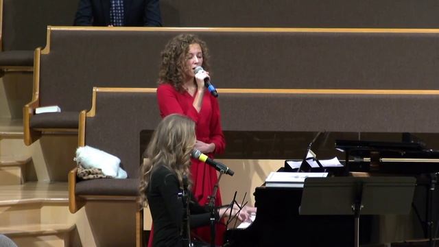 Скорбит душа роняя тихо слёзы..