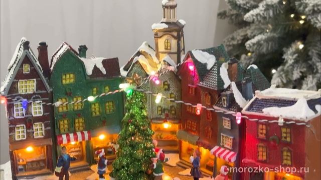 Светодинамическая миниатюра ГОРОДСКАЯ ЁЛКА с LED-огнями, музыкой и динамикой, полистоун, 975723