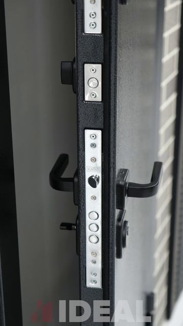 Входная дверь "Гарда Кристалл".