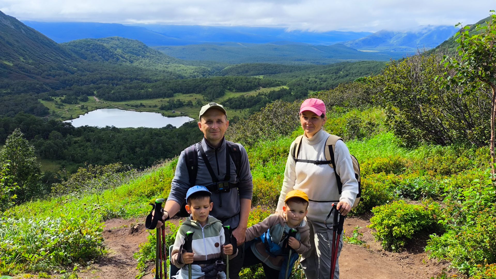 Камчатка с детьми. Часть #14. Тихая охота в лесах Камчатки