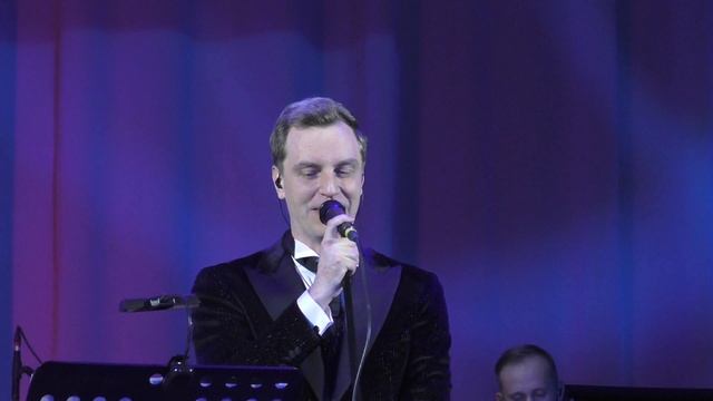 "Ребята 70 широты" Алексей Гоман и "Маленький оркестр" муз. С. Пожлаков, слова Л. Лучкин.