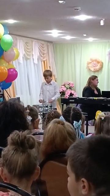 Барабан и фортепьяно-1001 песенка