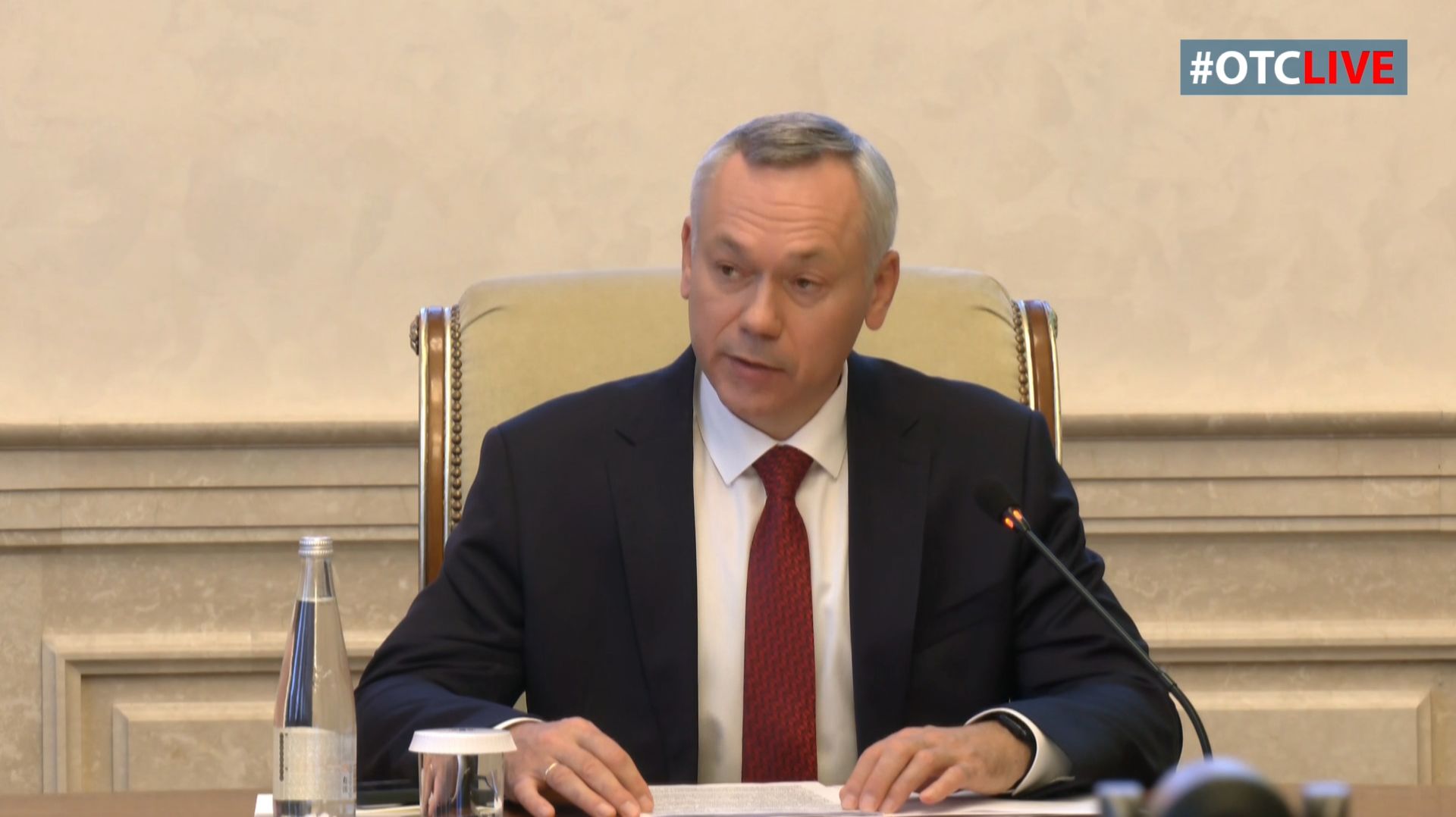 Андрей Травников прокомментировал ситуацию с многочисленными разрытиями в городе