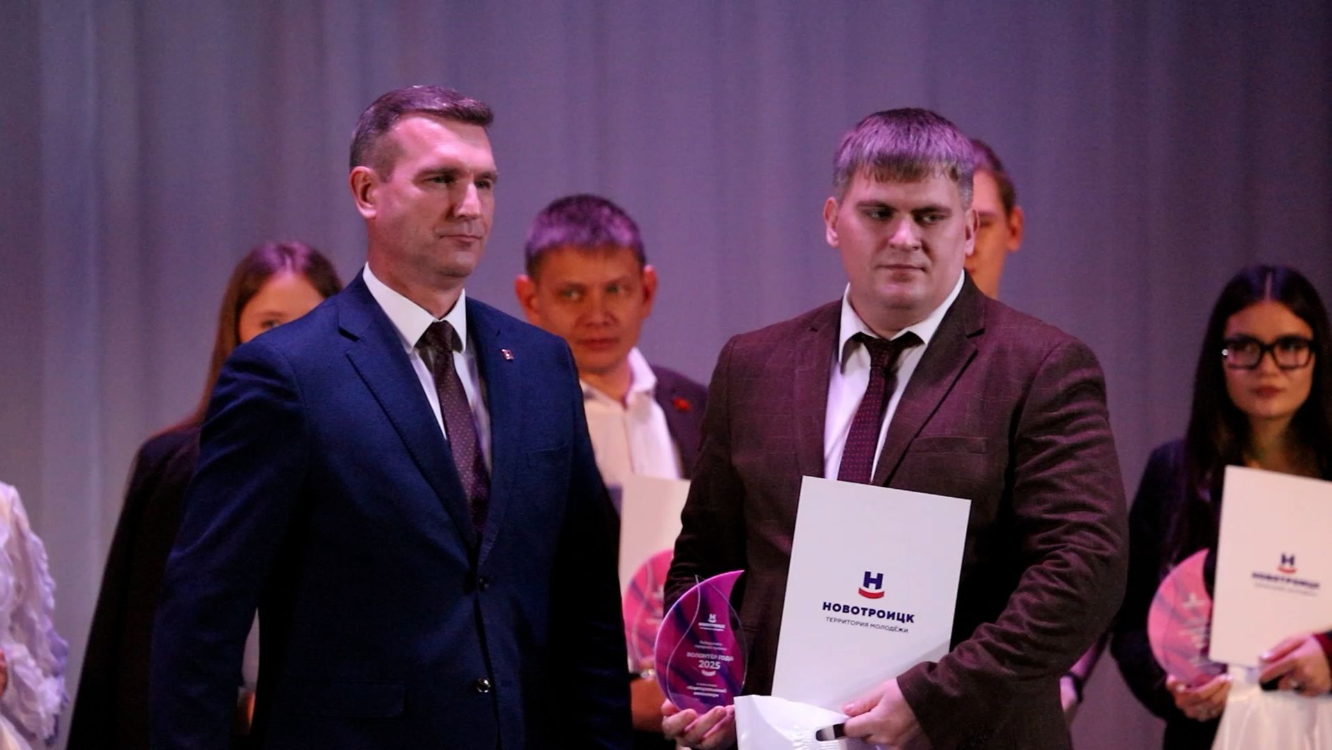 В Новотроицке чествовали тех, кто по зову сердца помогает другим