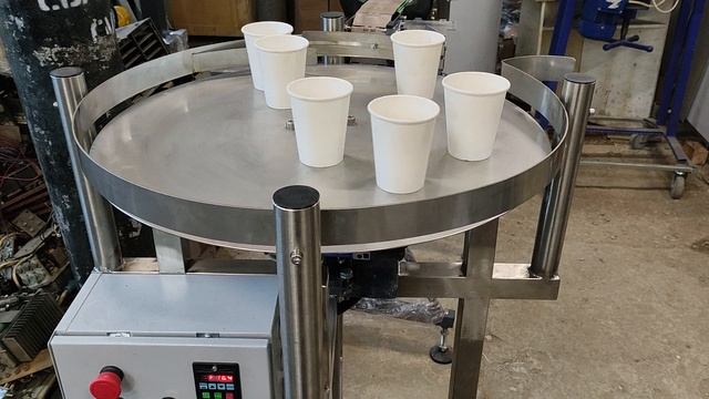 Стол накопительный 600мм (60см)