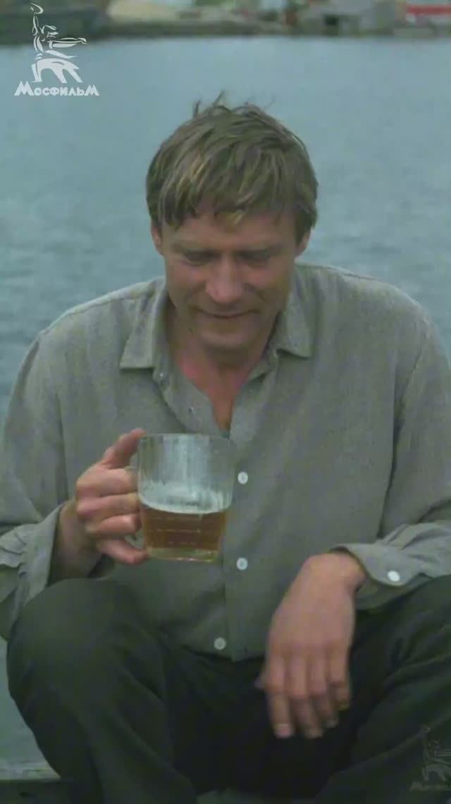 «Что характерно — обнаглели!» (из к/ф "Любовь и голуби") #shorts #мосфильм