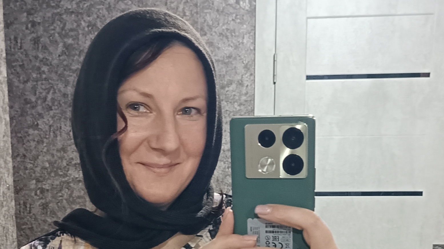 Капюшон-бактус на вязальной машине