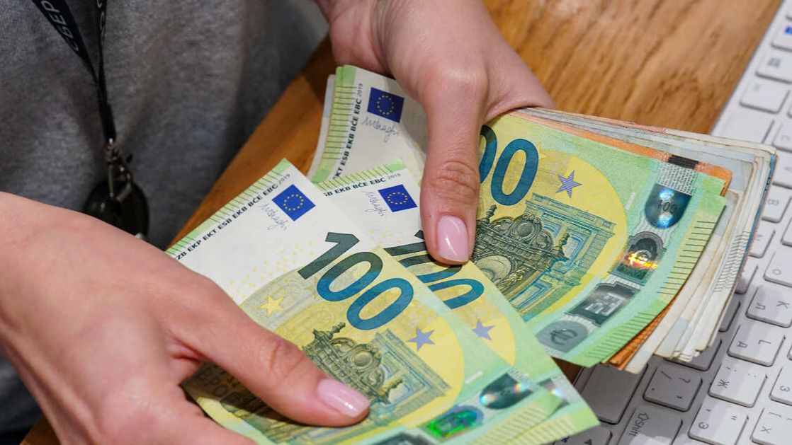 УЕФА выплатит России 3,83 млн евро за неучастие клубов в еврокубках