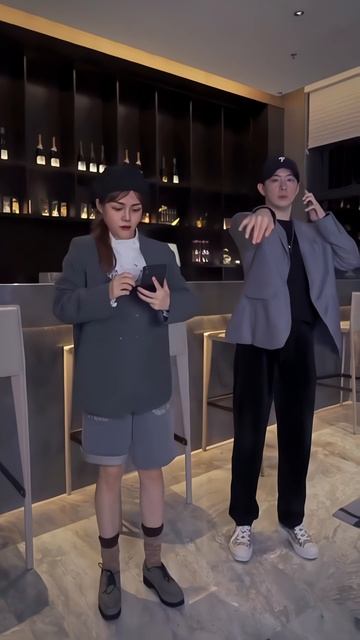 Barbin.ili - Танец с телефоном