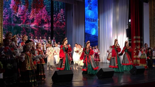 Матушка земля. Вокальная группа РЯбит. 4K(UHD).