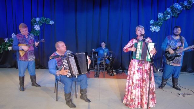 Народный ансамбль "Верность" - "Гармошечка"