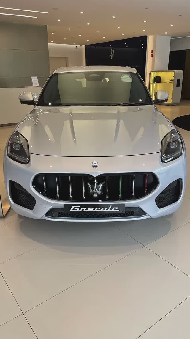 MASERATI GRECALE: стиль, скорость, статус 🇮🇹