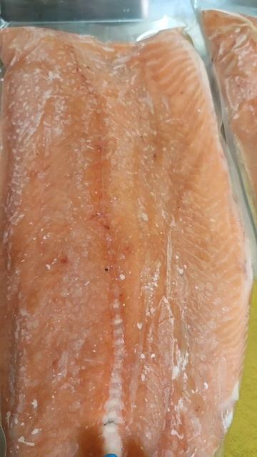 Лосось филе см (семга) на коже ву трим Д 1,8кг+ Мурманск