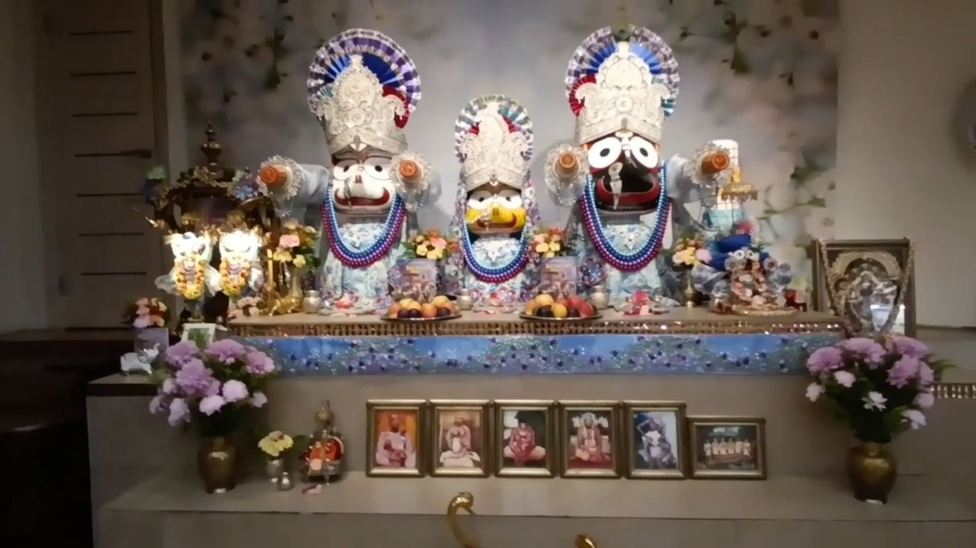 2025-12-11 Музыкальная Мантра Медитация Храм Кришны на Полежаевской