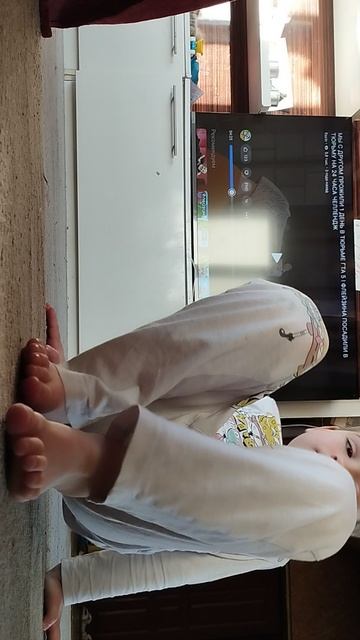 Я снял как я праздную праздник с четырьмя подписчиками