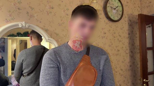 В Севастополе сотрудники полиции задержали мужчину, который размещал закладки в городе-герое