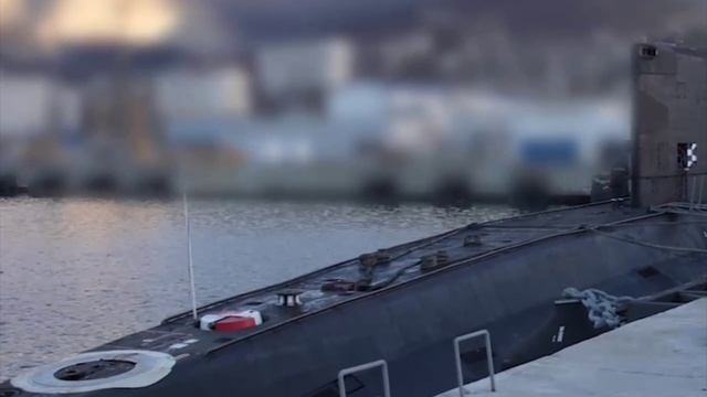 А ПОДЛОДКА ЦЕЛАЯ СТОИТ))) НОВОРОССИЙСК.