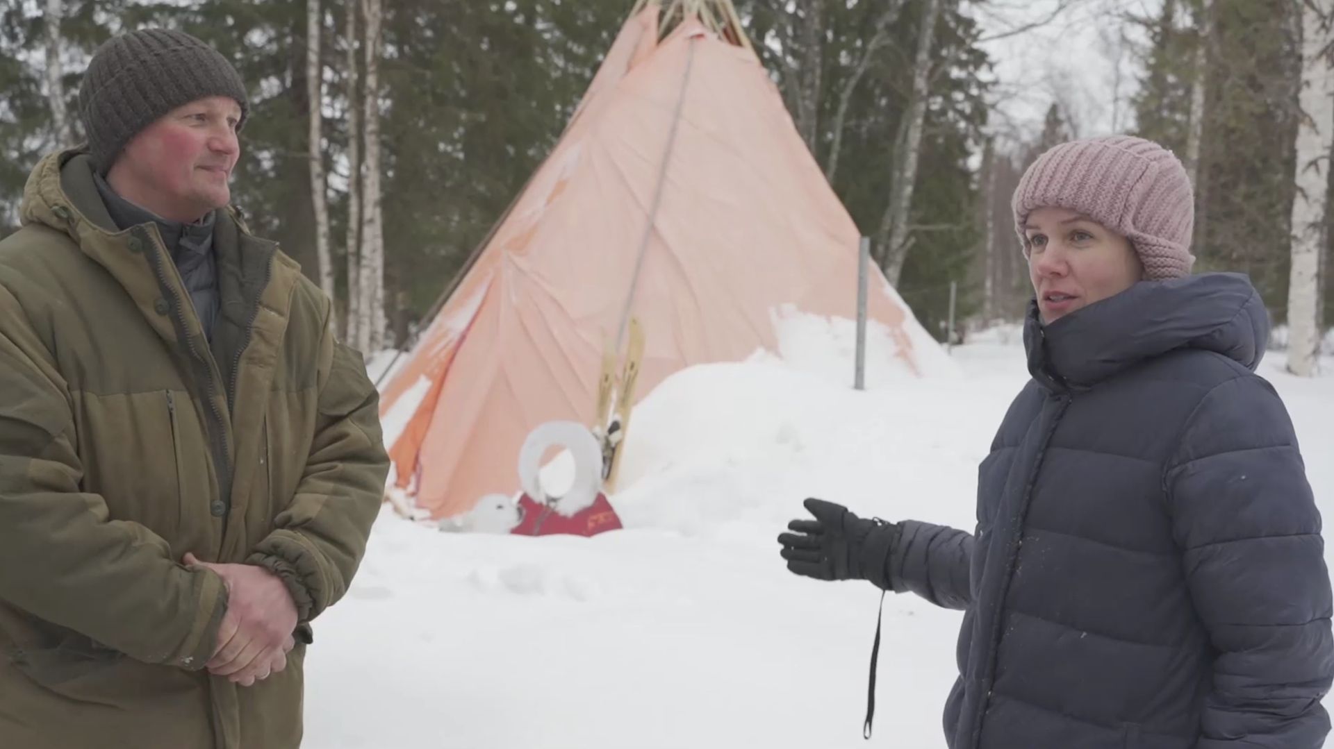 Снегоход, сап-сёрфинг, чум. Как в Константиновке встречают гостей? | Изьватас олэм