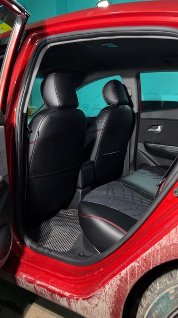 Установка авточехлов в Kia Rio 3 2011-2017 UB