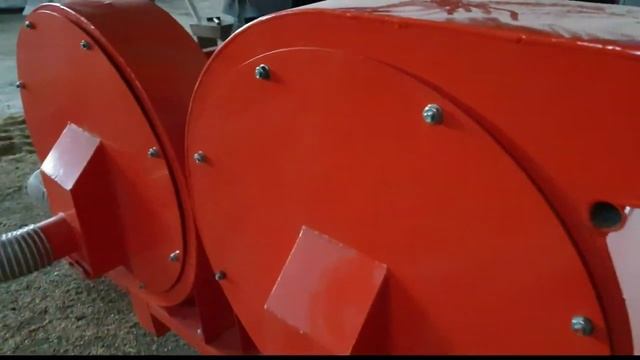 РАБОТА ДРОБИЛКИ ПО ИЗМЕЛЬЧЕНИЮ ЗЕРНА #QMM #SHORTS