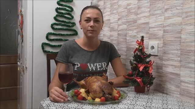 Запеченная Утка в Духовке с Яблоками и Картофелем СЕКРЕТ в МАРИНАДЕ !!! Сочная утка на праздник