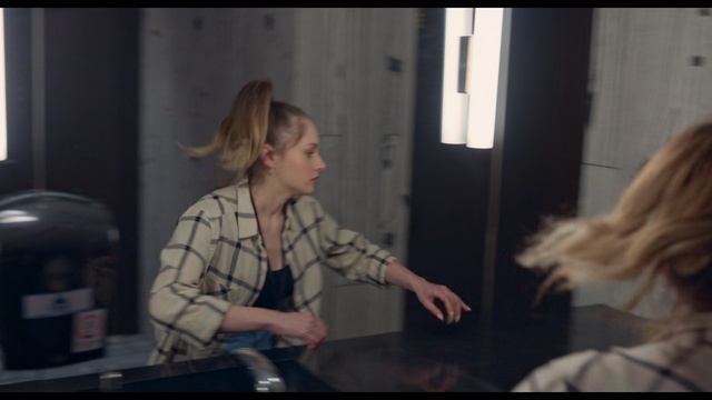 Полёт птицы 1 сезон 2 серия (сериал, 2022)