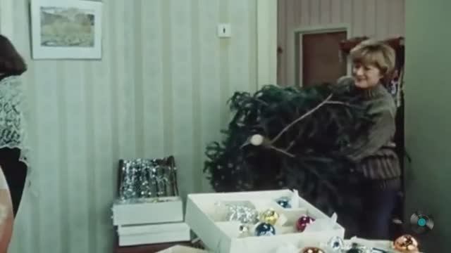 Ожидание праздника под мелодию Микаэла Таривердиева