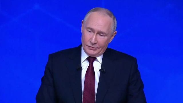 Путин ответил журналисту NBC на прямой линии