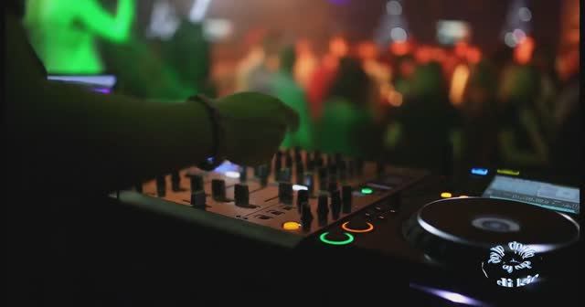 🄳🄹 🄺🄸🄿 - 🄰🄽🄾🅃🄷🄴🅁 🄻🄴🅅🄴🄻 🄴🅄🅁🄾🄳🄰🄽🄲🄴 🄷🄸🅃