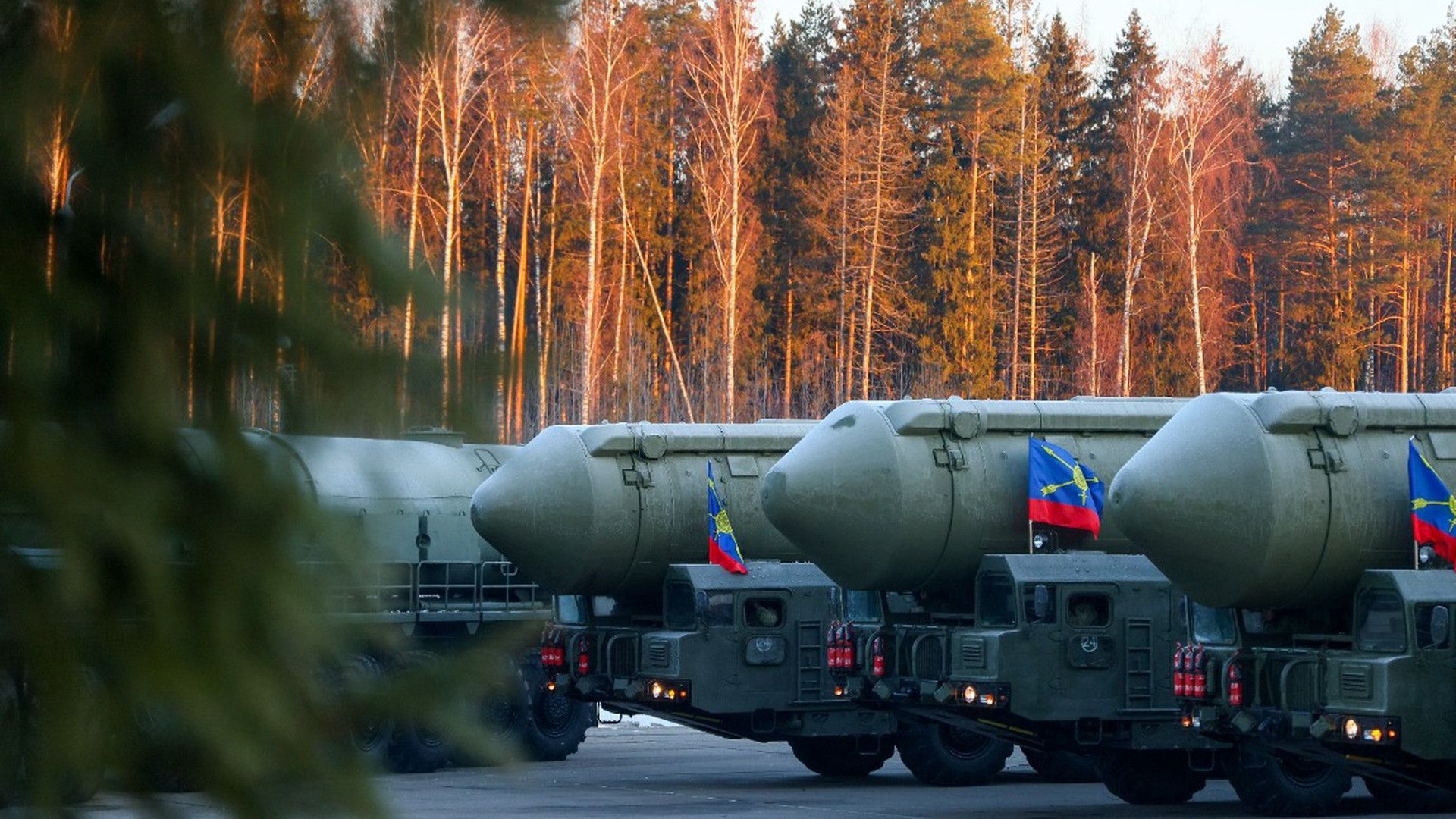 Ядерный паритет в эпоху джунглей: зачем России современное ЯО и «Орешник» в Беларуси