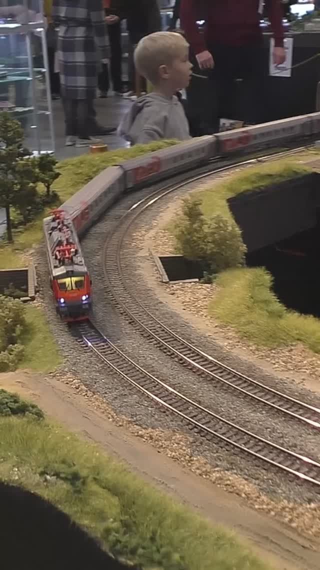 Москва, ВДНХ, Музей Гаража особого назначения, 30.10.2025. Выставка «Железнодорожная модель — 2025».