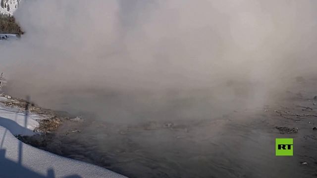 الولايات المتحدة.. لحظة نشاط فتحة بركانية في منتزه يلوستون الوطني