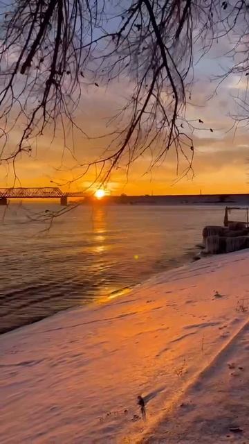 😍 Невероятная Волга  Такую красоту смогли запечатлеть сегодня утром  👍