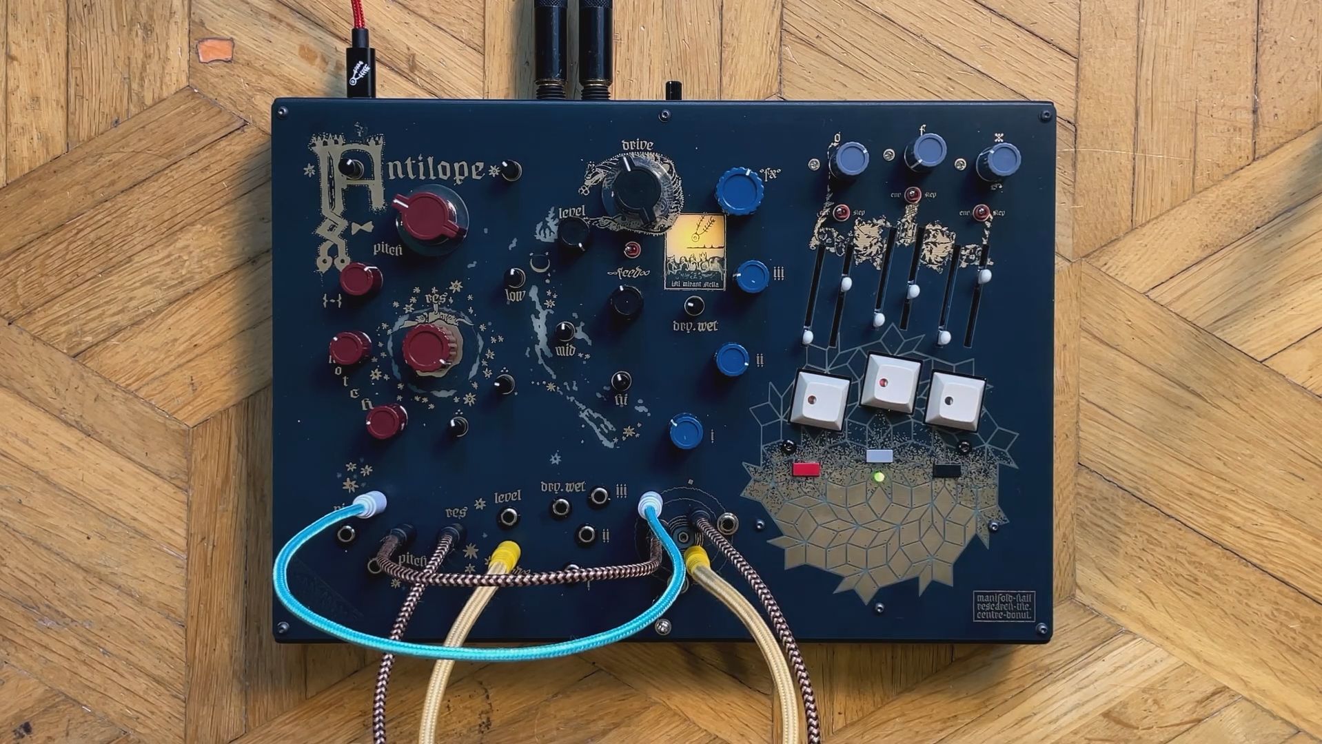 Manifold Research Centre Antilope Introduction