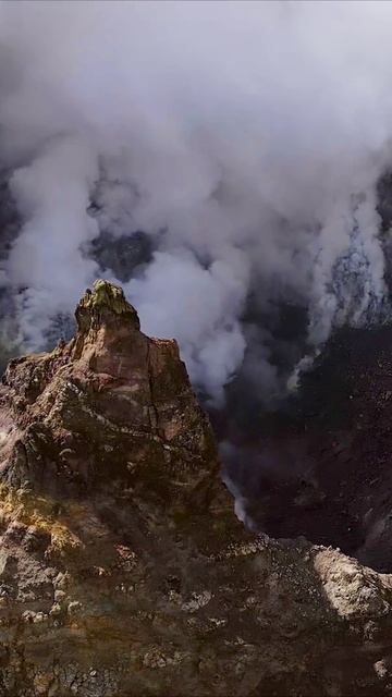 Вулкан Мутновский