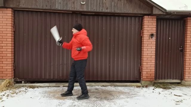 Упражнения с мечами-бабочками Вин Чун в деревне (16)